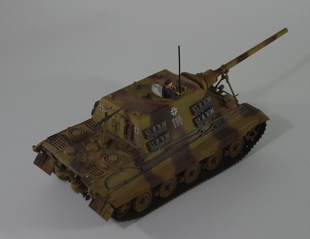 German Heavy Tank Destroyer Jagdtiger -- Plastic Model Military Vehicle ...