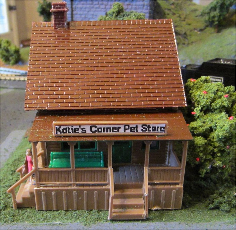 General Store Kit -- Model Train Building -- HO Scale -- #1351 pictures ...