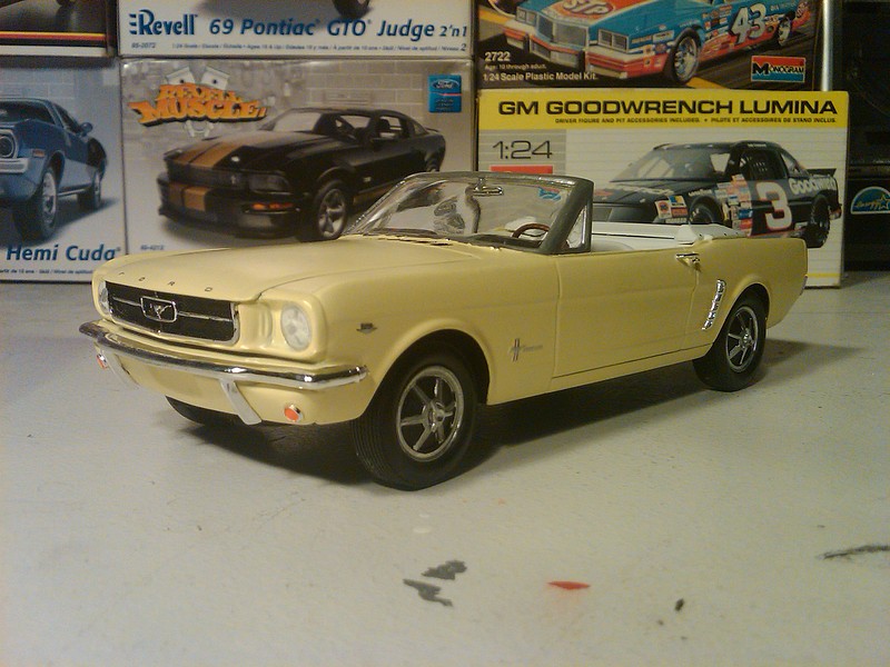 Gallery Pictures Revell-Germany 1964 Mustang Convertible Plastic Model ...