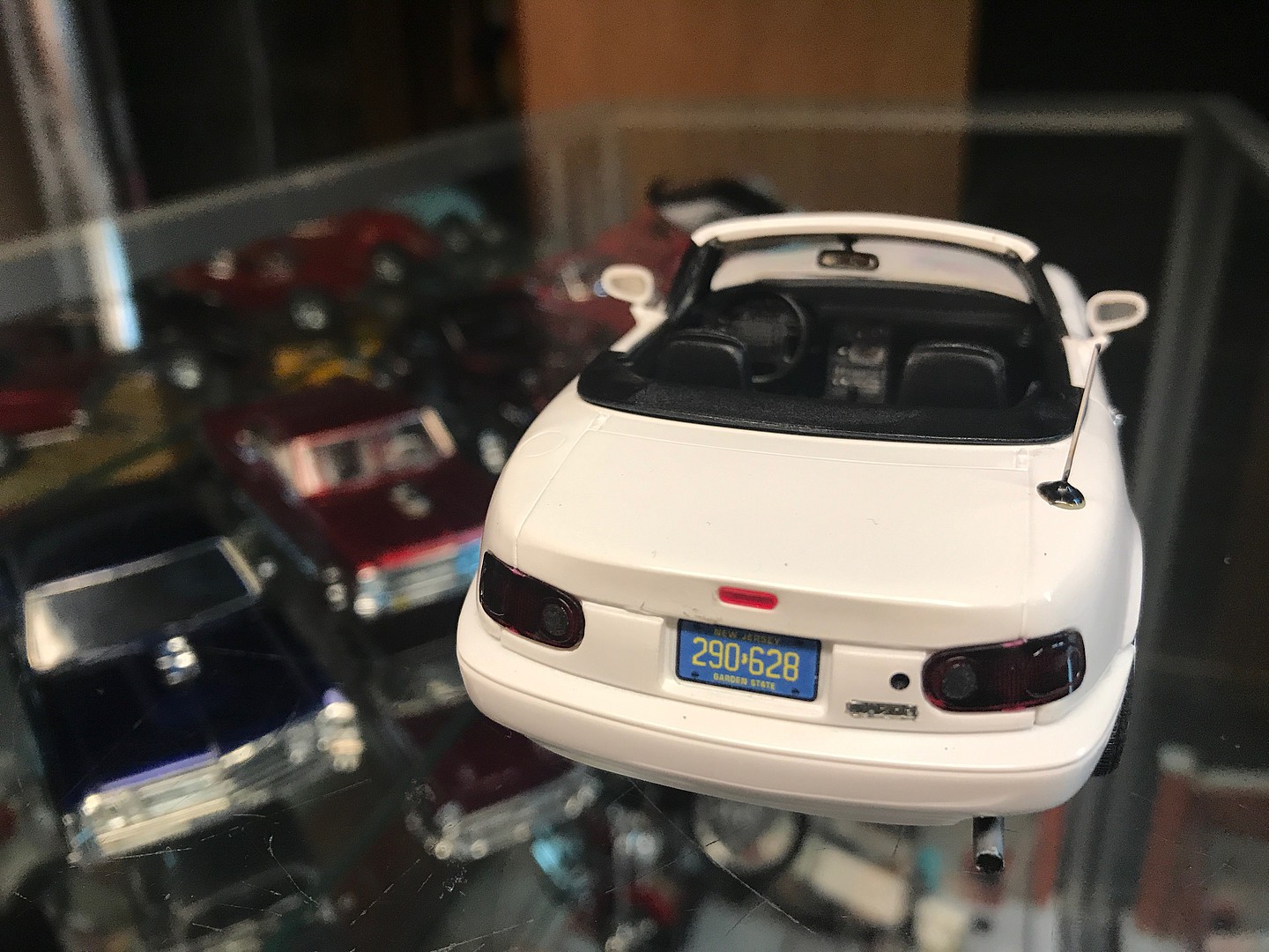 1992 Mazda Miata -- Plastic Model Car Kit -- 1/24 Scale -- #854432 ...