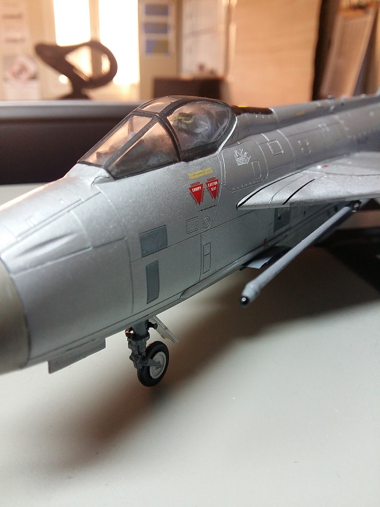 EE Lightning F2A/F6 Aircraft -- Plastic Model Airplane Kit -- 1/48 ...