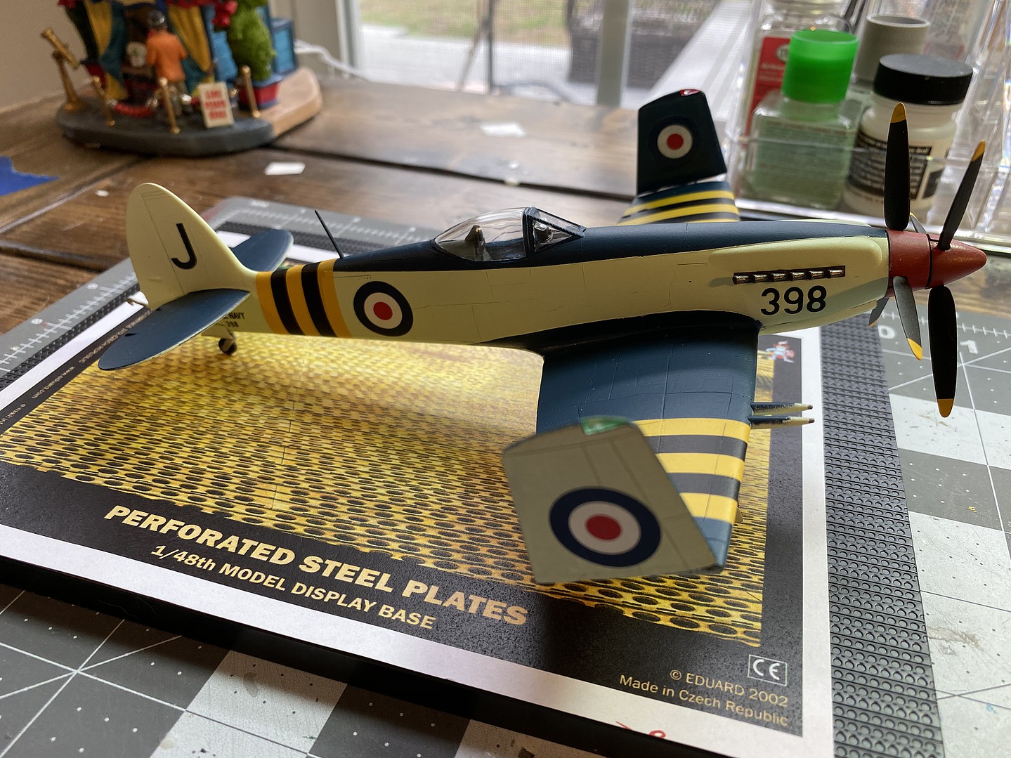 Supermarine Seafang F.Mk.32 Fighter Aircraft -- Plastic Model Airplane ...