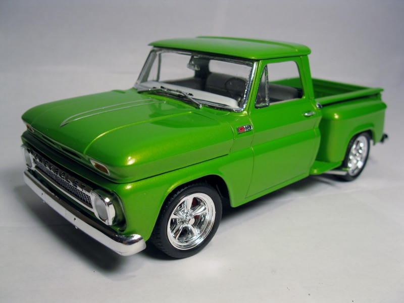 1965 Chevy Stepside Pickup 2'n1 -- Plastic Model Truck Kit -- 1/25 ...