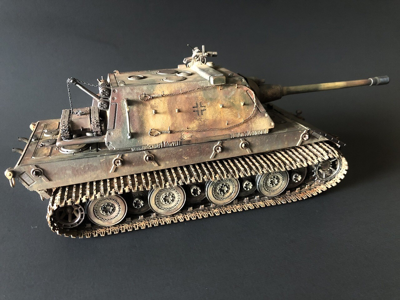 E-100 German Super Heavy Tank -- Plastic Model Military Vehicle Kit ...