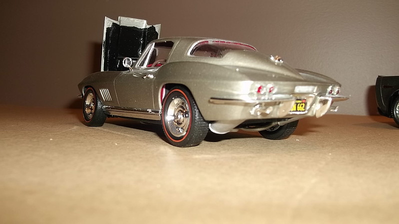 1963 CORVETTE -- Plastic Model Car Kit -- 1/25 Scale -- #861 pictures ...