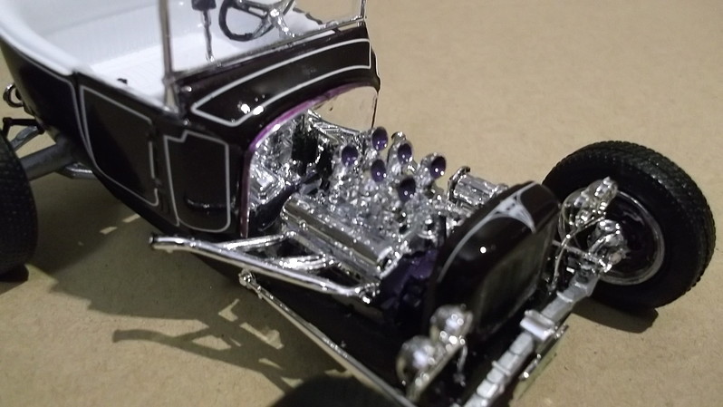 Ed Roth Tweety Pie -- Plastic Model Car Kit -- 1/25 Scale -- #854922 ...