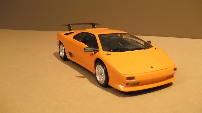 Lamborghini Diablo VT -- Plastic Model Car Kit -- 1/24 Scale -- #850889 ...