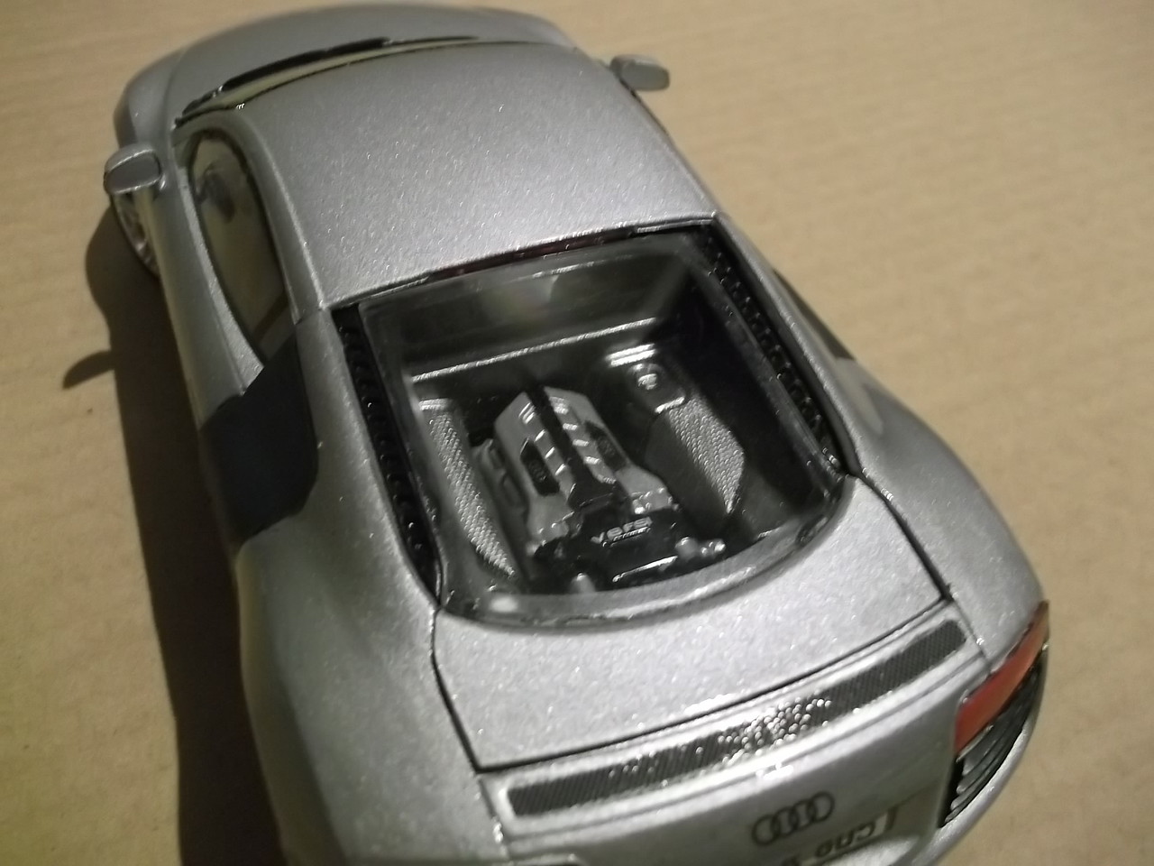 Audi R8 -- Plastic Model Car Kit -- 1/24 Scale -- #854211 pictures by ...