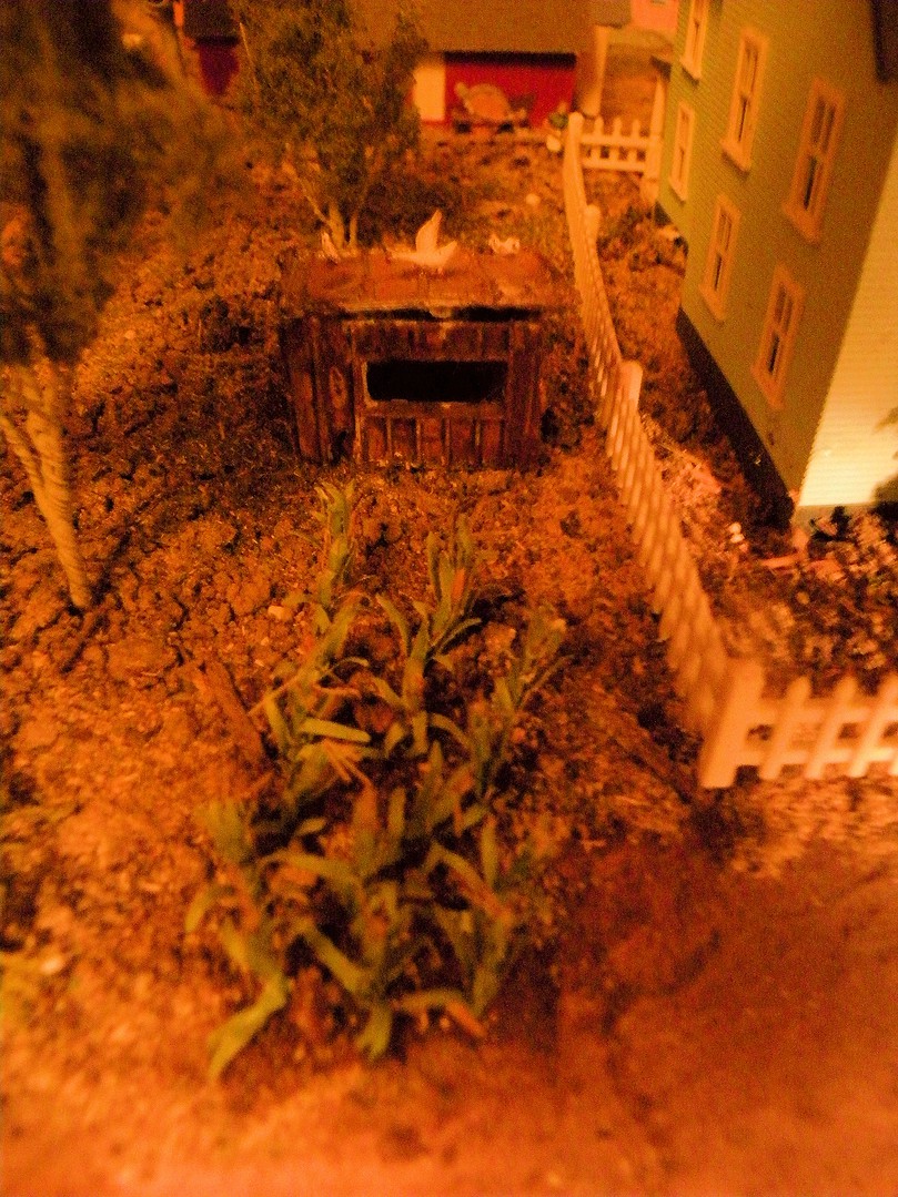 Chicken Coop -- HO Scale Model Railroad Building -- #d215 pictures by r ...