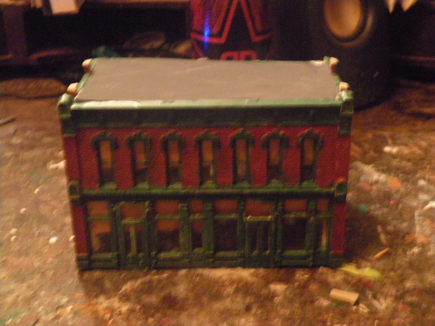 Front Street Building Kit -- HO Scale Model Railroad Building -- # ...