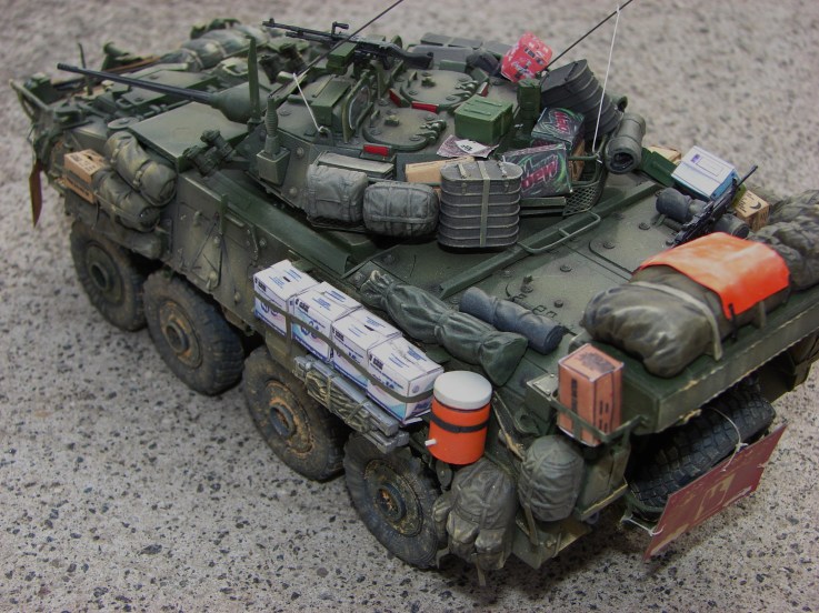 LAV-III 8x8 Kodiak Light Armored Vehicle -- Plastic Model Military ...