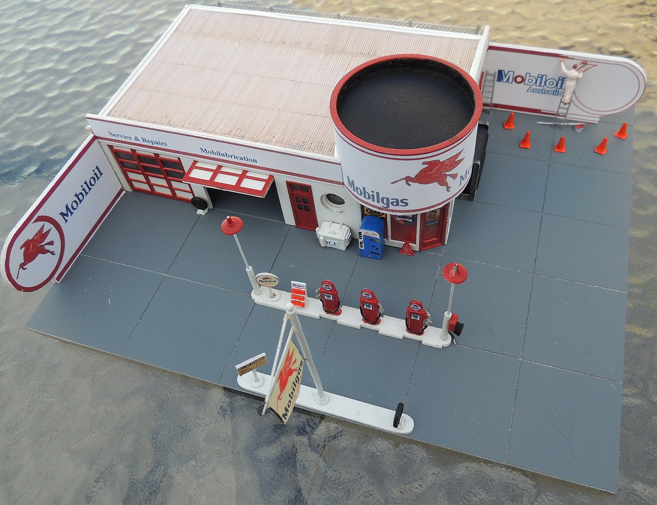 Storm Lake Mobil -- Model Railroad Building -- HO Scale -- #431 ...