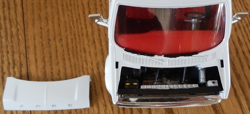 1976 Ford Custom Van Phantom -- Plastic Model Car Kit -- 1/25 Scale ...