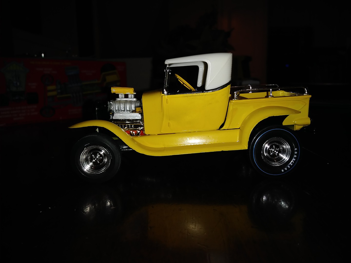 1929 Ford Model A Roadster (OAS) Mod Rod -- Plastic Model Car Kit -- 1/ ...
