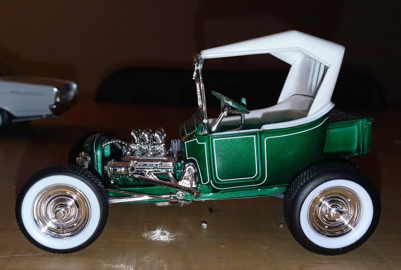 Ed Roth Tweety Pie -- Plastic Model Car Kit -- 1/25 Scale -- #854922 ...