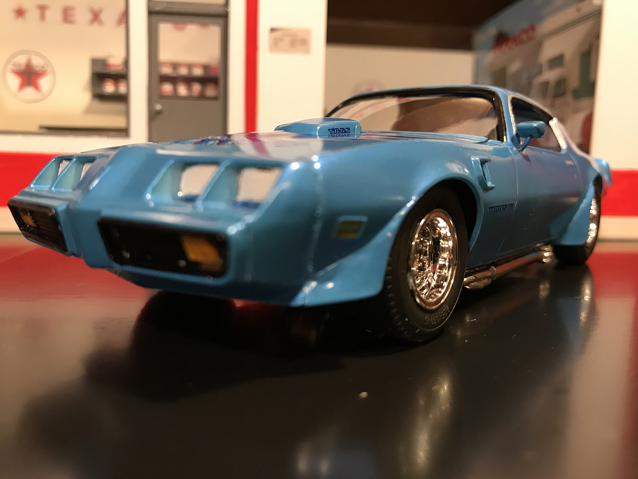 1979 Pontiac Firebird T/A -- Plastic Model Car Kit -- 1/25 Scale -- # ...