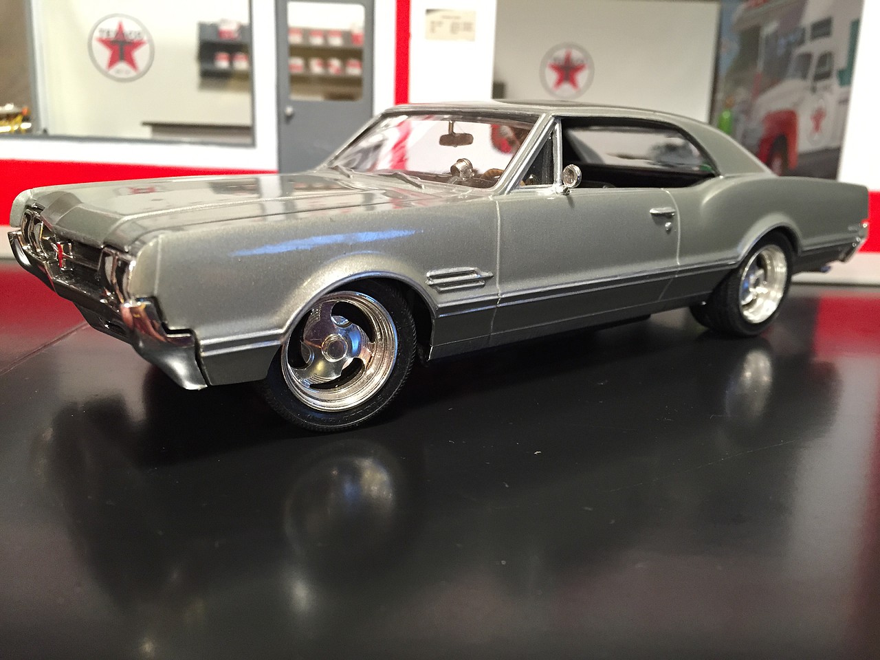 1967 Oldsmobile 442 -- Plastic Model Car Kit -- 1/25 Scale -- #127 ...
