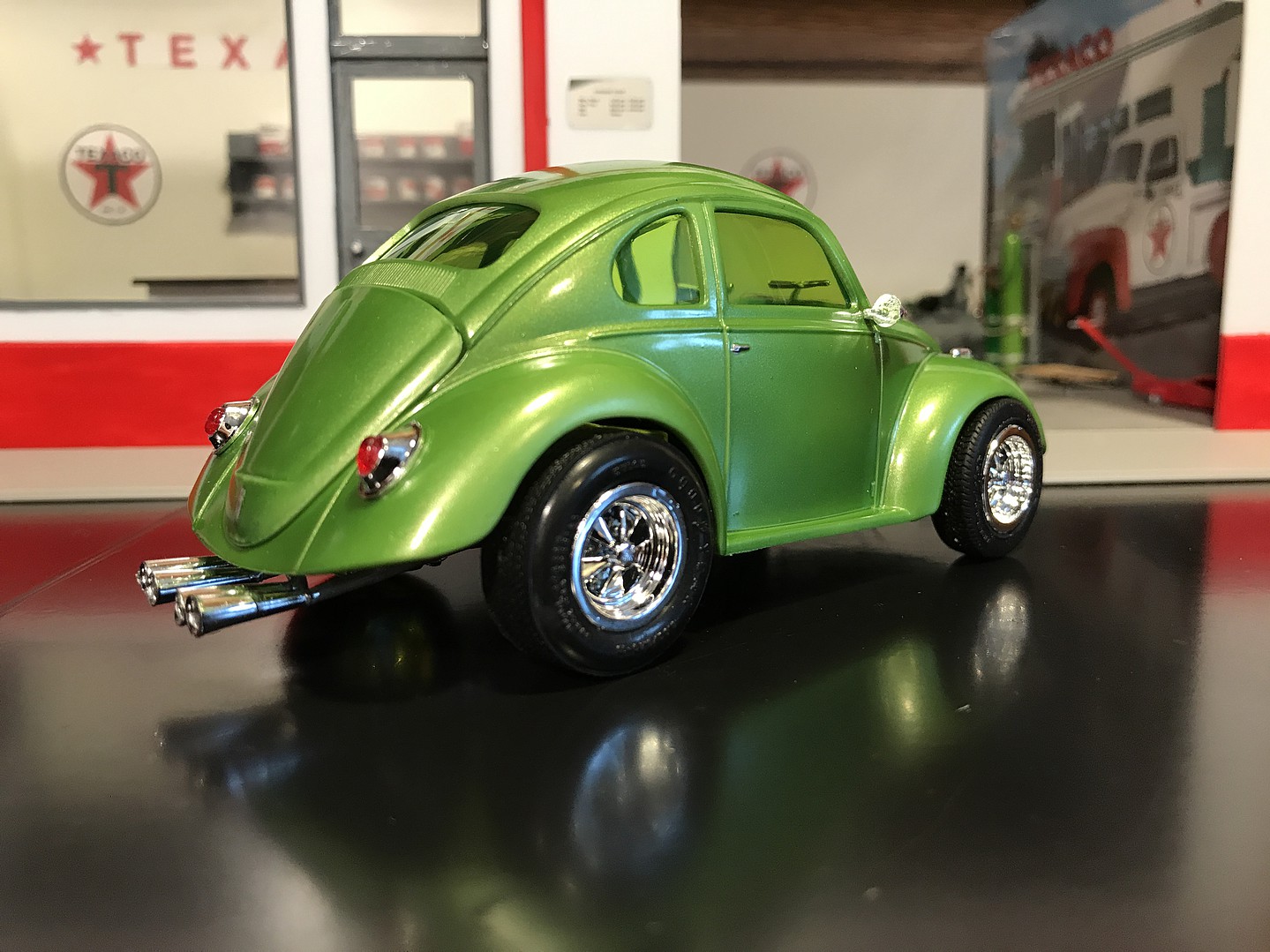 Volkswagen Beetle Superbug Gasser -- Plastic Model Car Kit -- 1/25 ...