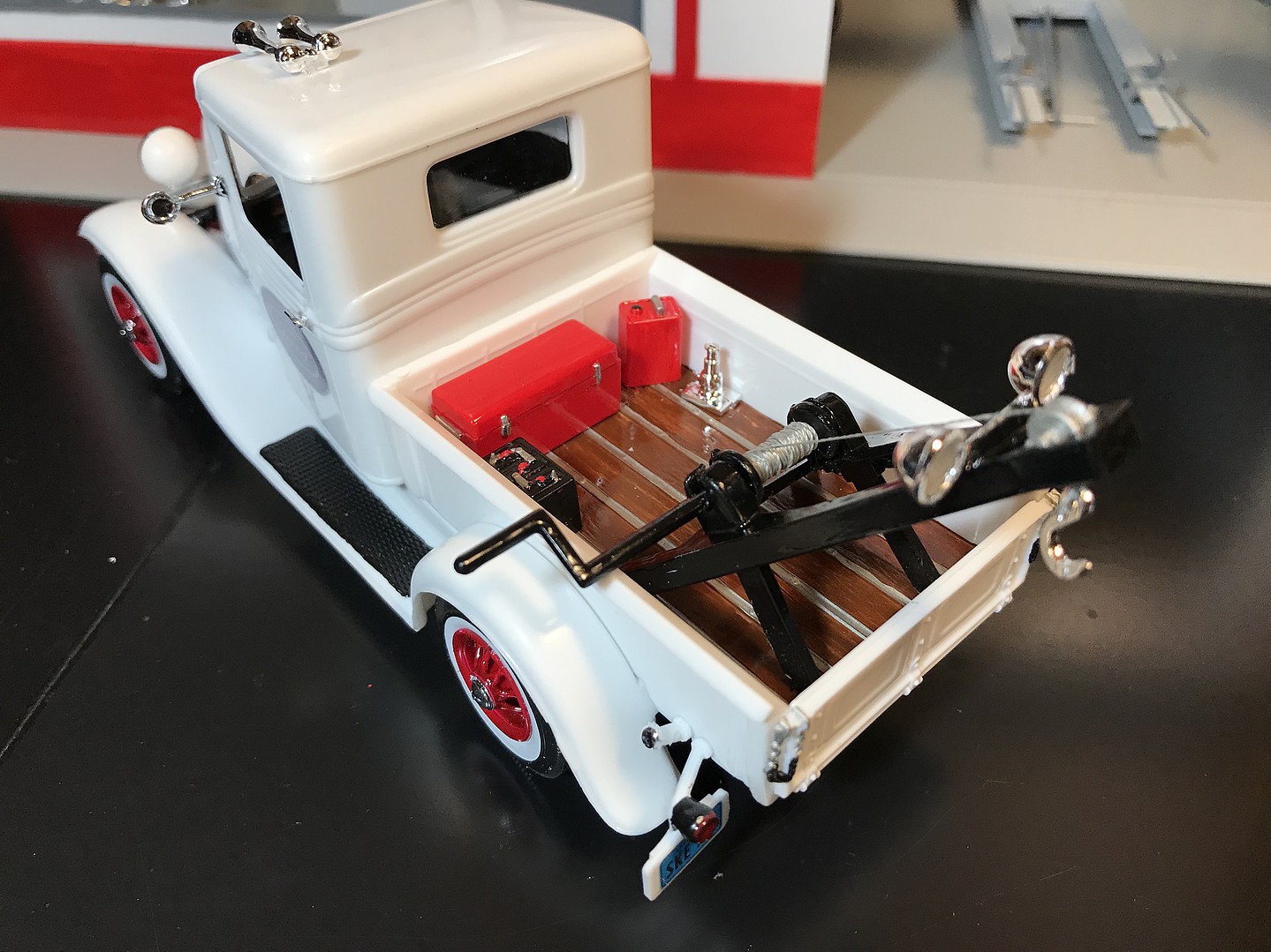 1934 Ford Pickup -- Plastic Model Truck Kit -- 1/25 Scale -- #1120 ...