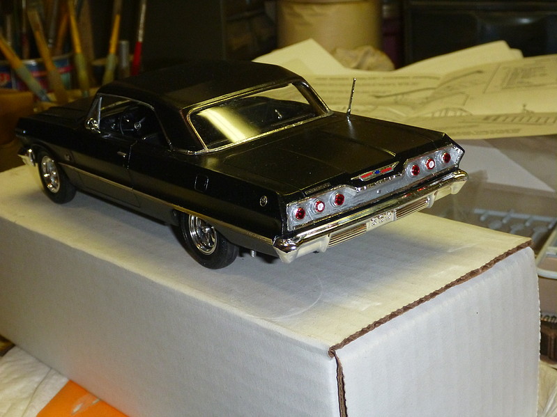1963 Chevy Impala SS 2'n1 -- Plastic Model Car Kit -- 1/25 Scale ...