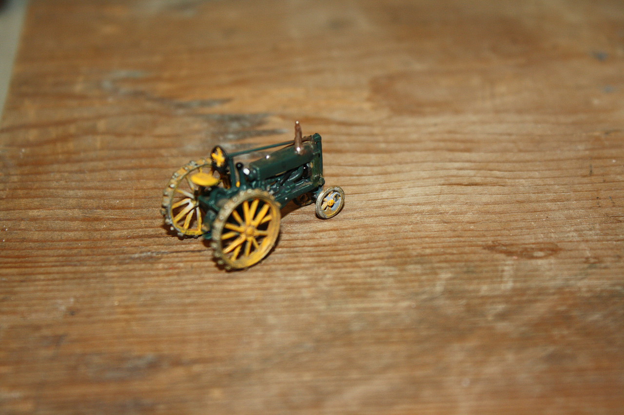 John Deere 1930's Tractors (2) Kit -- HO Scale Model Railroad Vehicle ...