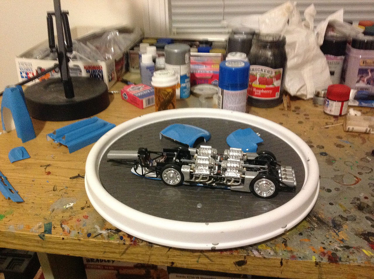 Challenger 1 with Mickey Thompson Figure -- Plastic Model Car Kit -- 1/ ...