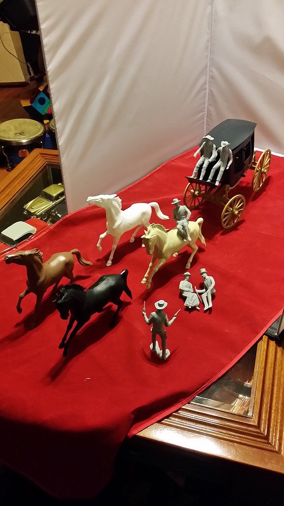 Horse Drawn Concord Stage Coach -- Western Plastic Model Kit -- 1/16 ...