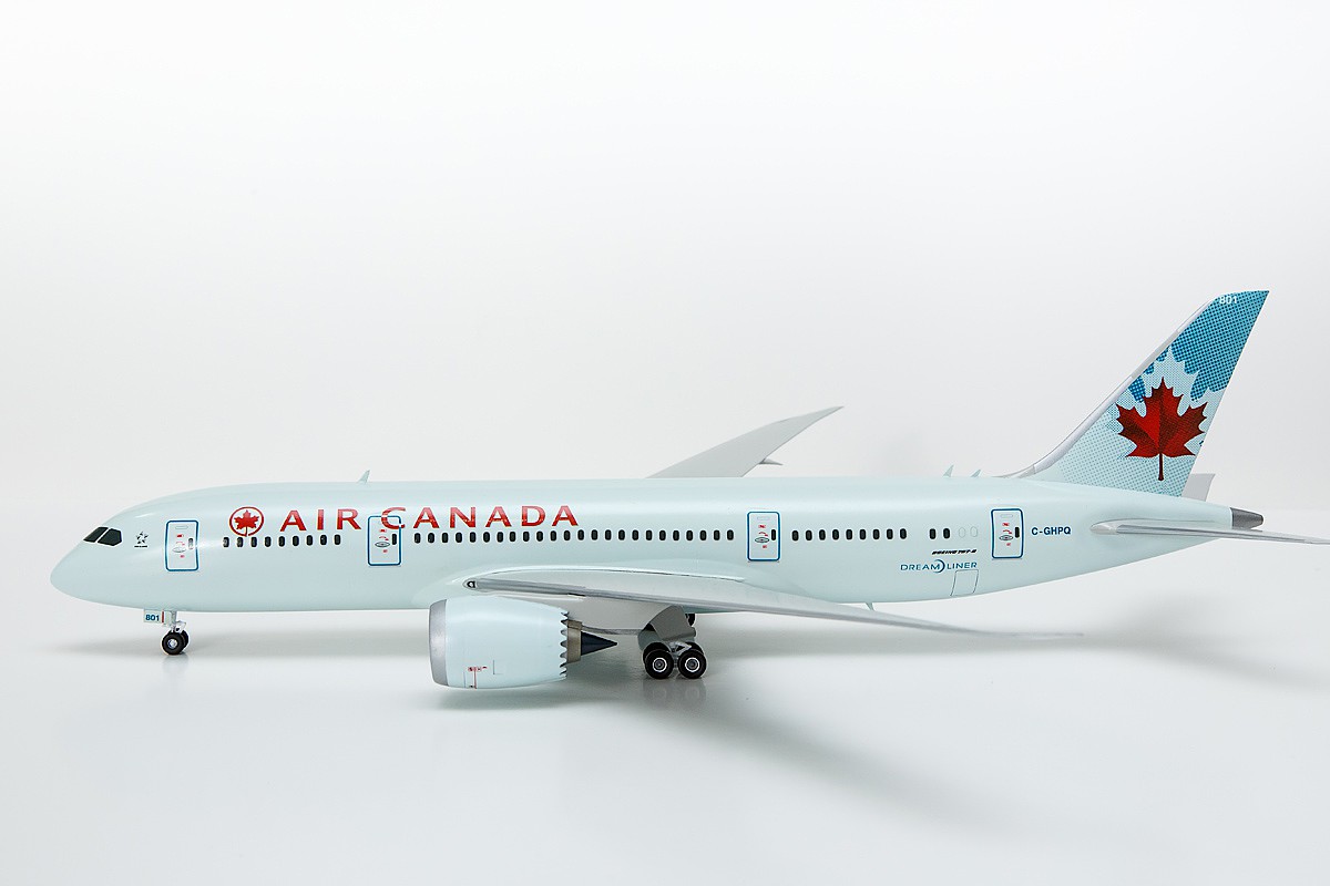 Boeing 787-8 Dreamliner -- Plastic Model Airplane Kit -- 1/144 Scale ...