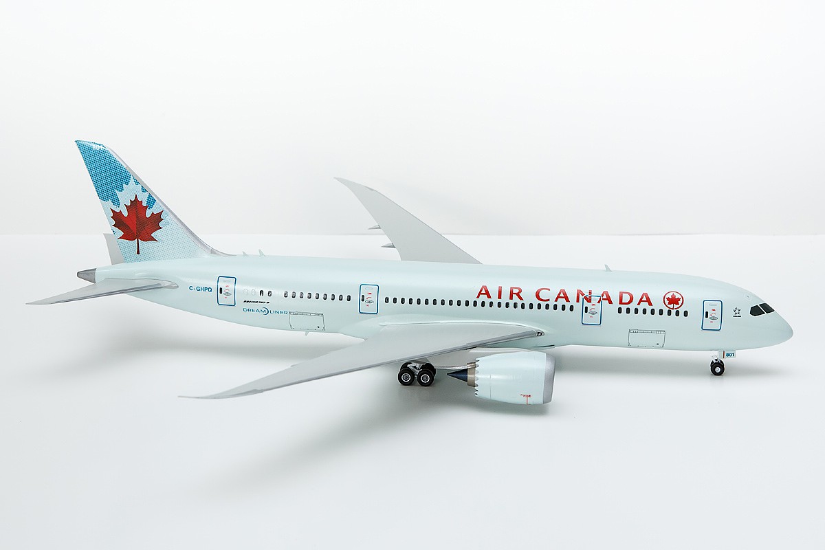 Boeing 787-8 Dreamliner -- Plastic Model Airplane Kit -- 1/144 Scale ...