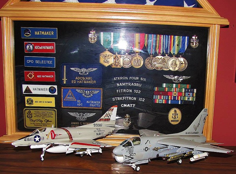 A7d E Usn Aircraft Plastic Model Airplane Kit 1 48 Scale