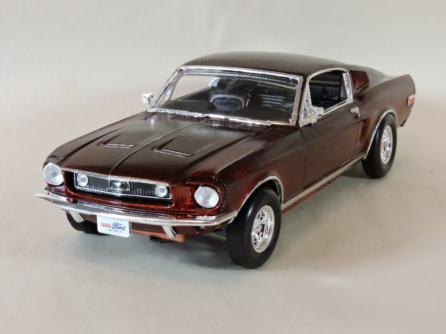 1968 Mustang GT 2'n1 -- Plastic Model Car Kit -- 1/25 Scale -- #854215 ...