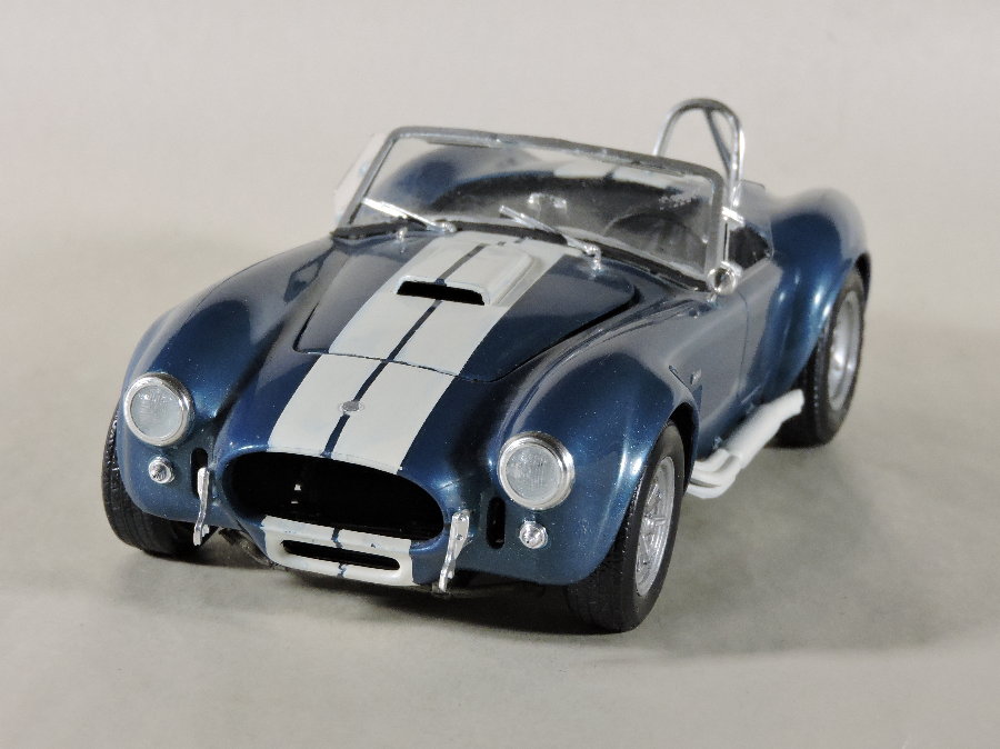 Shelby Cobra 427 S/C -- Plastic Model Car Kit -- 1/24 Scale -- #07367 ...