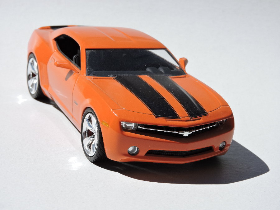 Camaro Concept Car -- Snap Tite Plastic Model Vehicle Kit -- 1/25 Scale ...
