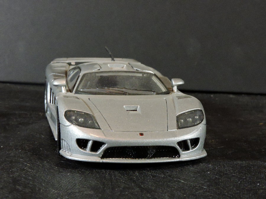 Saleen S7 Metallic Red Metal -- Metal Body Plastic Model Car Kit -- 1/ ...