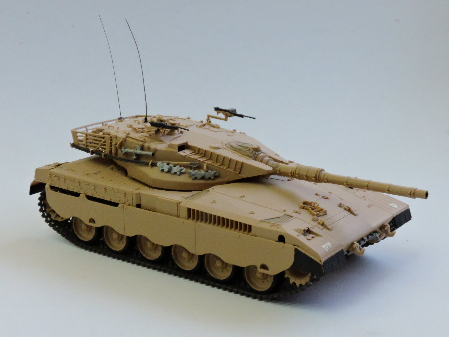 Israeli Merkava Main Battle Tank -- Plastic Model Military Vehicle Kit ...