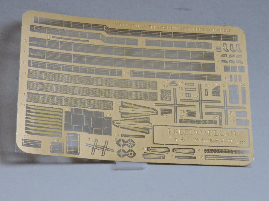 USS Freedom LCS1 Littoral Combat Ship -- Plastic Model Military Ship ...