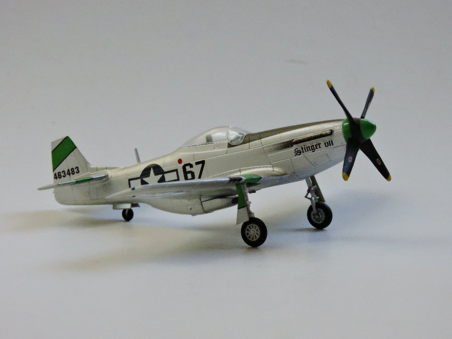 P51D IV 45th FS/15th FG WWII -- Pre-Built Plastic Model Airplane -- 1/ ...