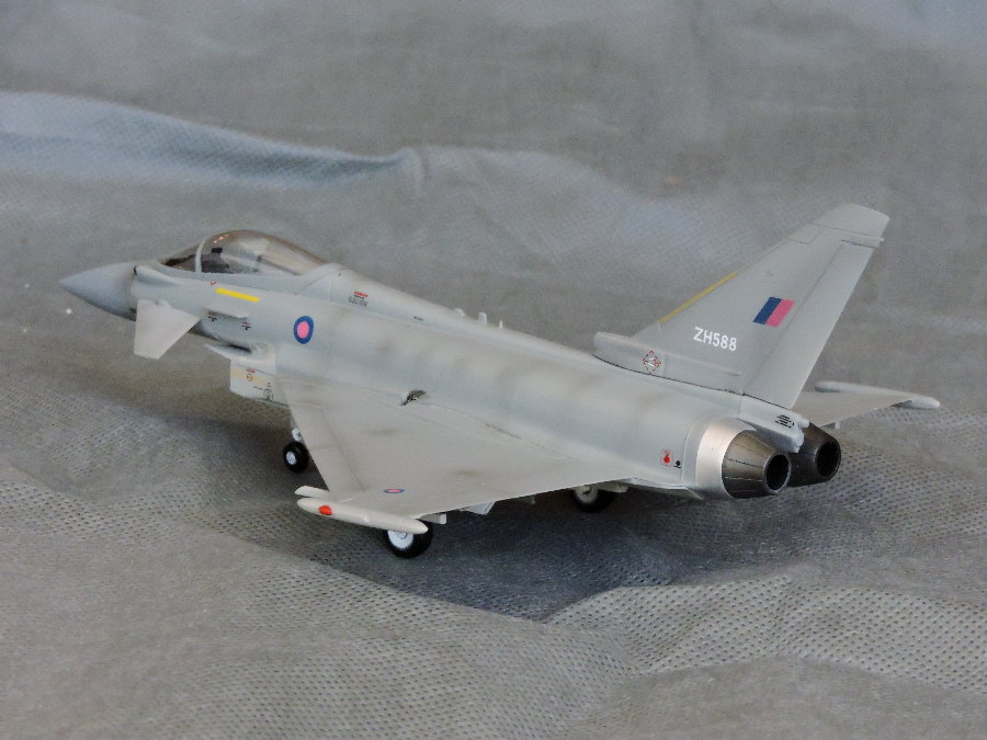EF-2000A ZH588 RAF -- Pre-Built Plastic Model Airplane -- 1/72 Scale ...