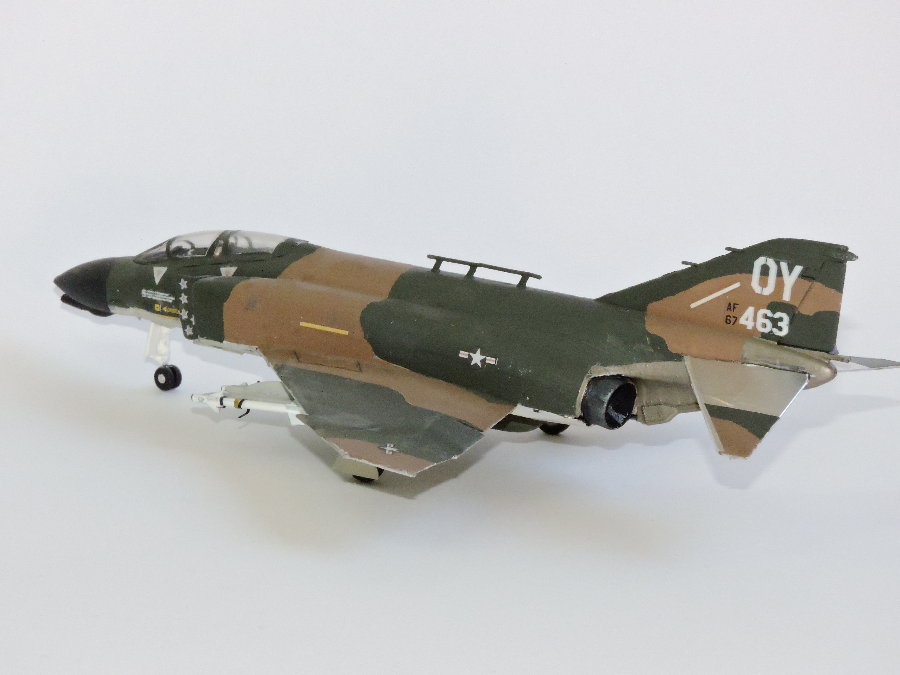 Model Master Spray Dark Tan 30219 3 oz -- Hobby and Model Enamel Paint ...