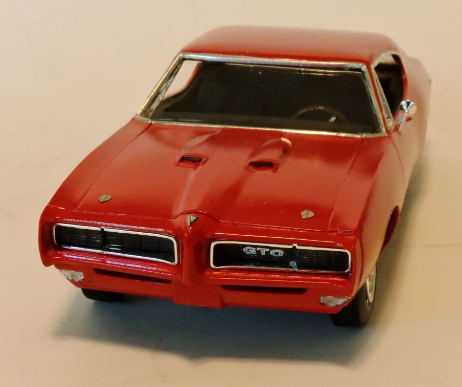 1968 Pontiac GTO Hardtop Craftsman -- Plastic Model Car -- 1/25 Scale ...