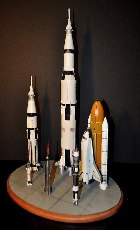 Man In Space Rocket Set -- Plastic Model Space Kit -- 1/200 Scale ...