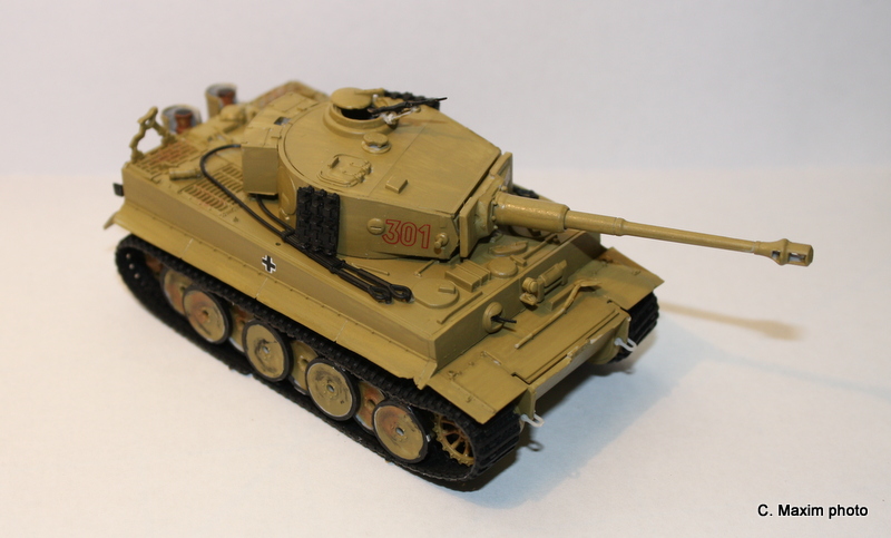 German Tiger I Tank Mid Production -- Plastic Model Military Vehicle ...