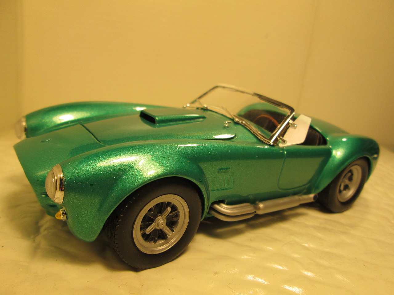 Shelby Cobra 427 S/C Convertible -- Plastic Model Car Kit -- 1/24 Scale ...