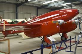 DeHavilland DH88 Comet Racer Red RAF Aircraft -- Plastic Model Airplane ...