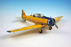 T6G Texan Aircraft -- Plastic Model Airplane Kit -- 1/32 Scale ...