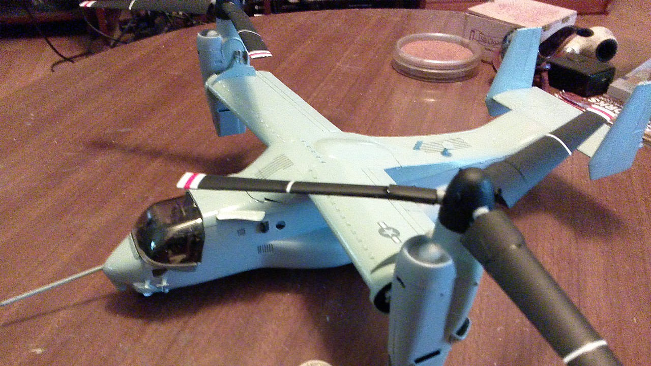 V-22 Osprey -- Plastic Model Helicopter Kit -- 1/48 Scale -- #552622 ...