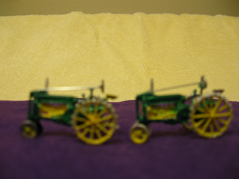 John Deere 1930's Tractors (2) Kit -- HO Scale Model Railroad Vehicle ...