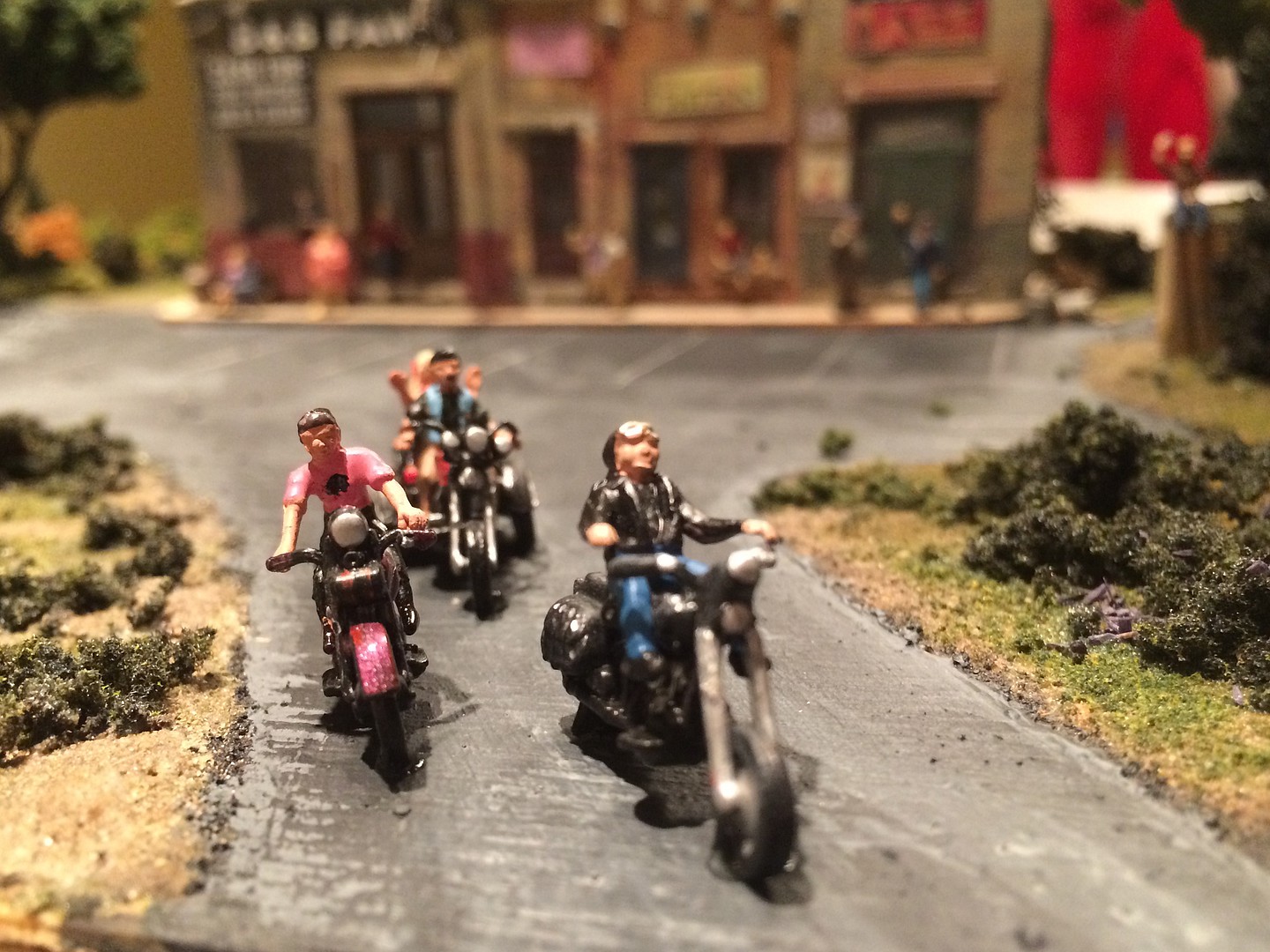 Born To Ride -- Autoscene -- HO Scale Model Railroad Vehicle -- #as5549 ...