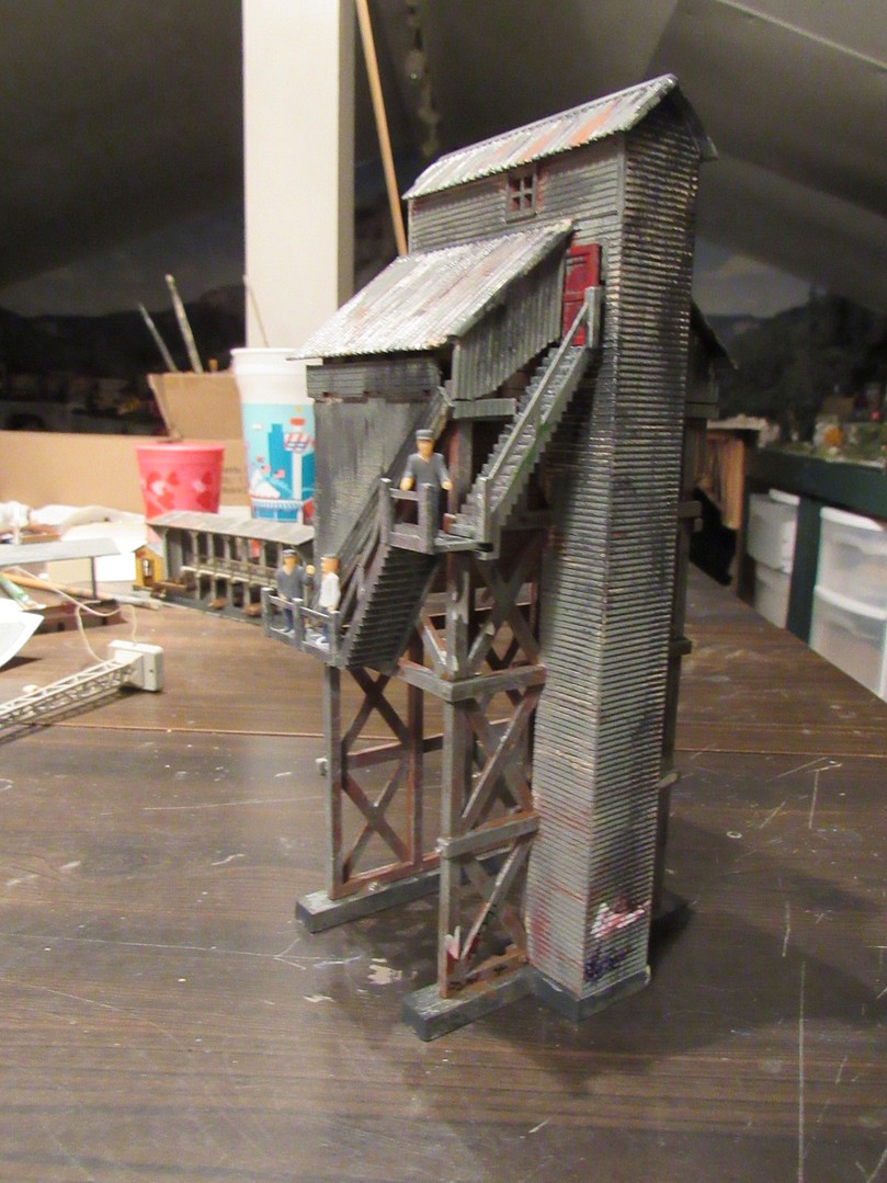 Coaling Station Snap Kit -- HO Scale Model Railroad Building -- #45211 ...