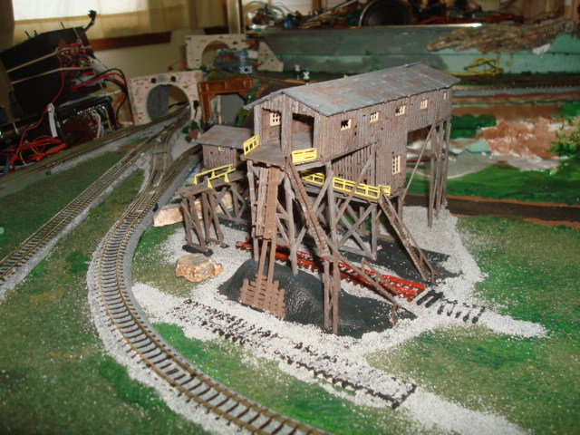 Old Coal Mine Painted Kit -- N Scale Model Railroad Building -- #222205 ...